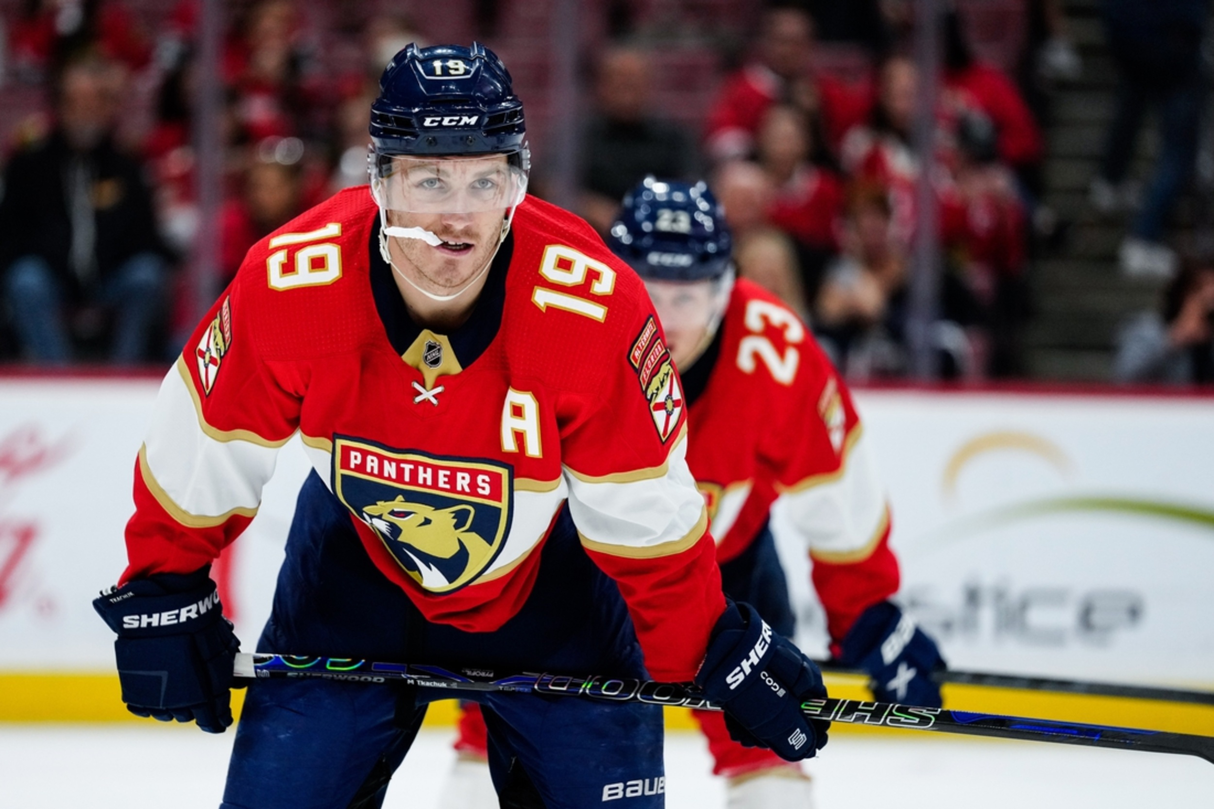 Matthew Tkachuk, Panthers take aim at Blackhawks