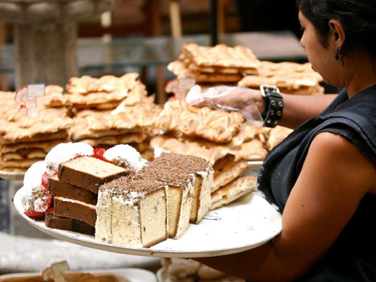 ¿Los tamales tienen más calorías que un pan dulce? Descubre cuál es el ...