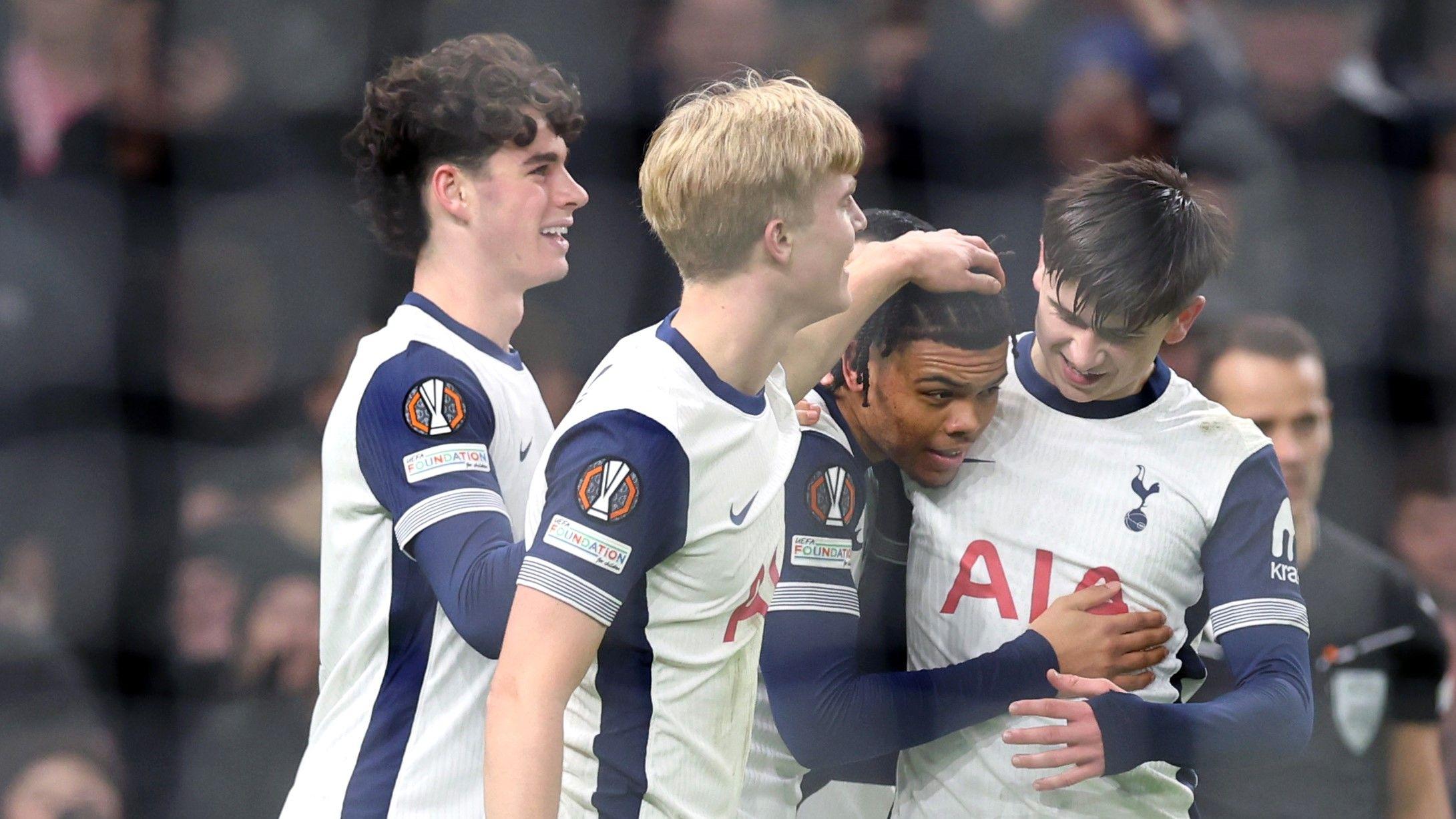 How old is Tottenham's starting XI?