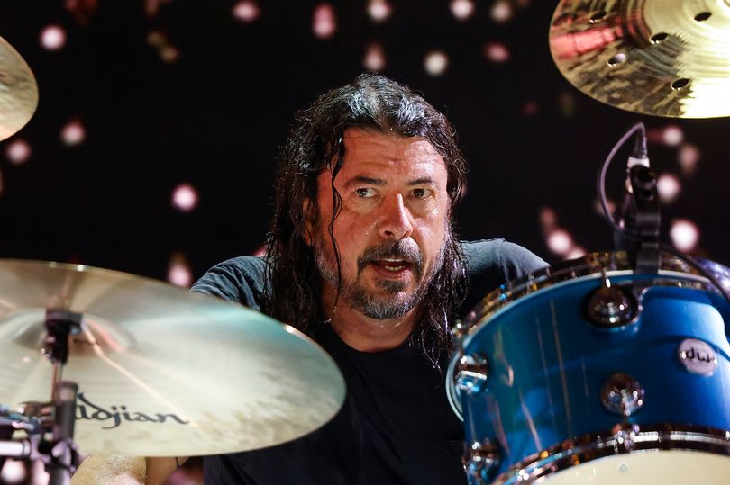 Dave Grohl reunited with Nirvana bandmates for a performance – first ...