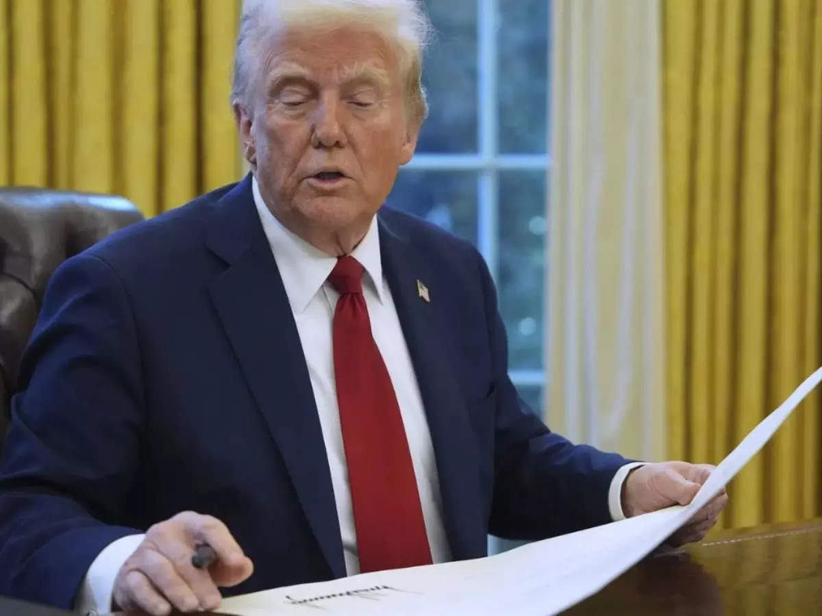 Did Donald Trump's EV policies put Tesla's revenue stream at risk? Here ...