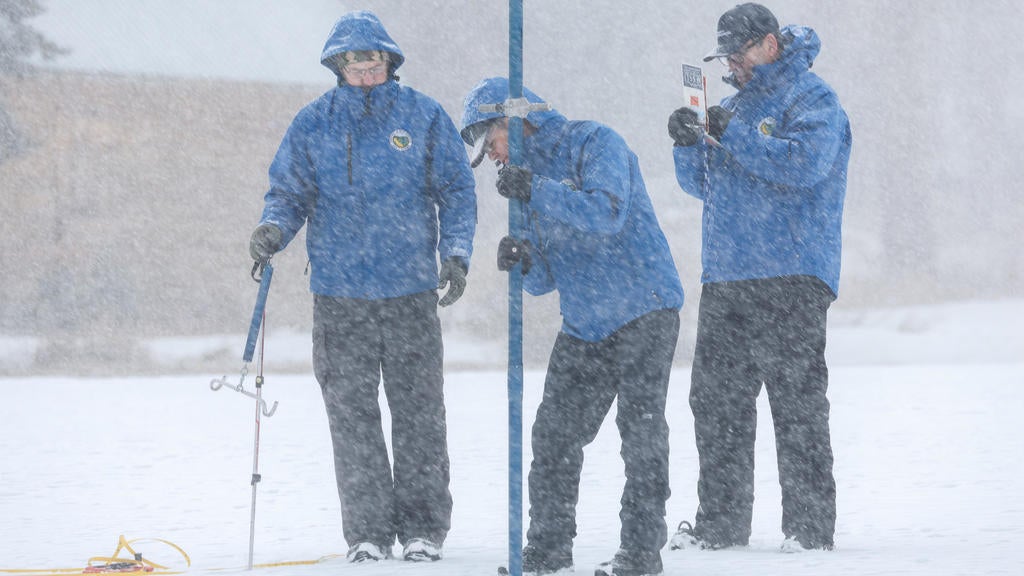 Dry January drops California snowpack "well below average" despite strong start, DWR says