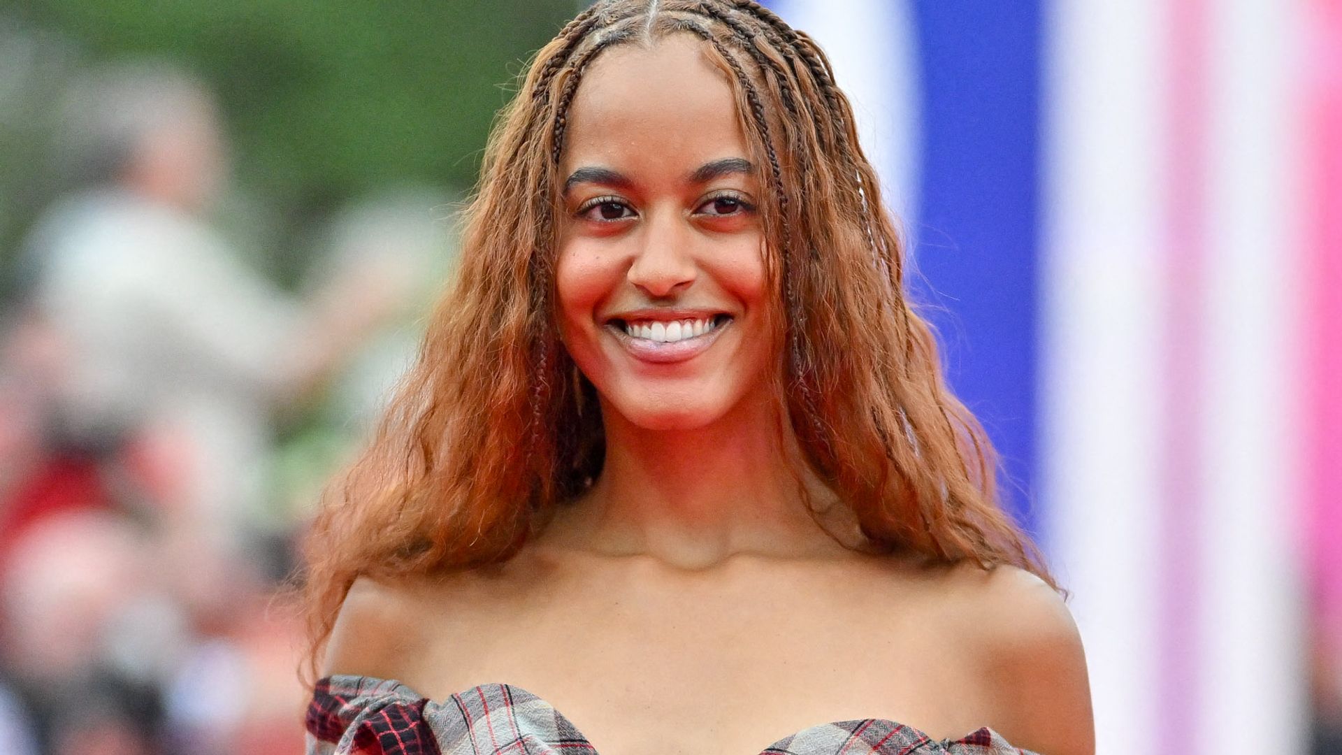 Malia Obama shows off her unique style during refreshingly normal LA ...