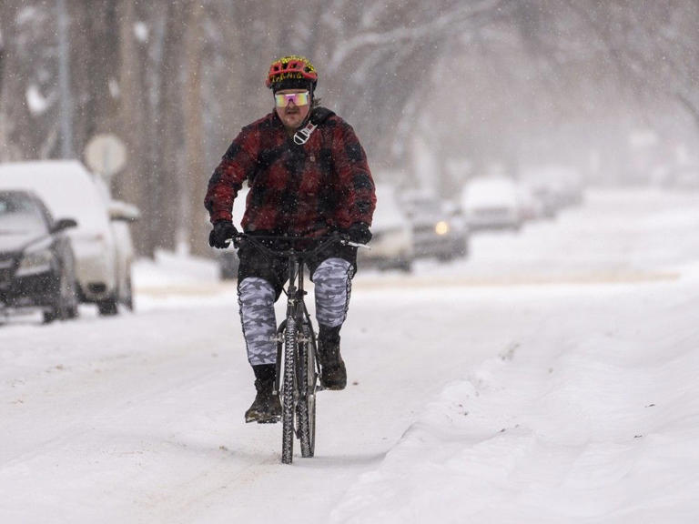 Big snowfall in Edmonton and drop in temperature could make for a rough ...