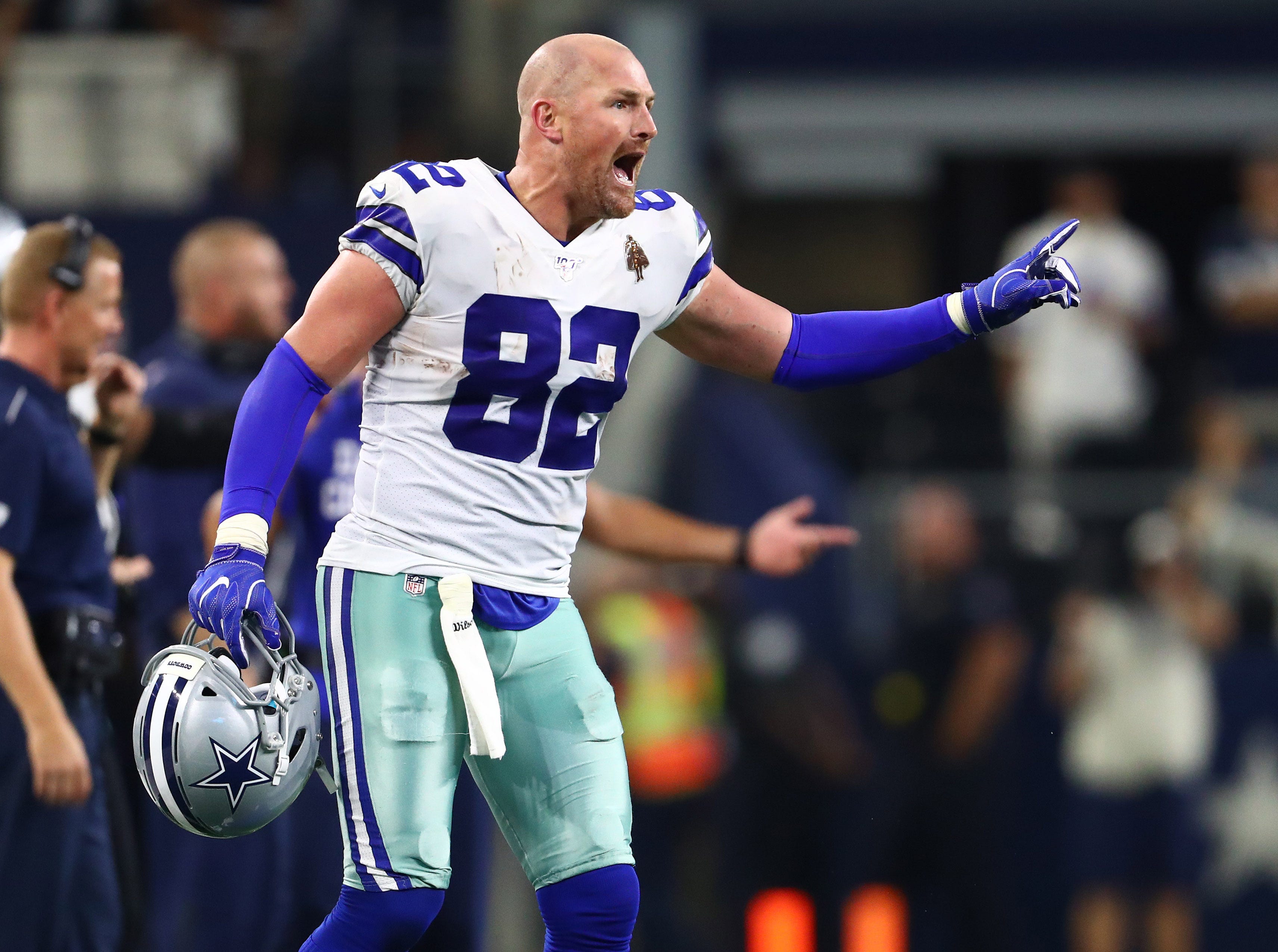Lunda Wells' retention should end Jason Witten talk, unless...