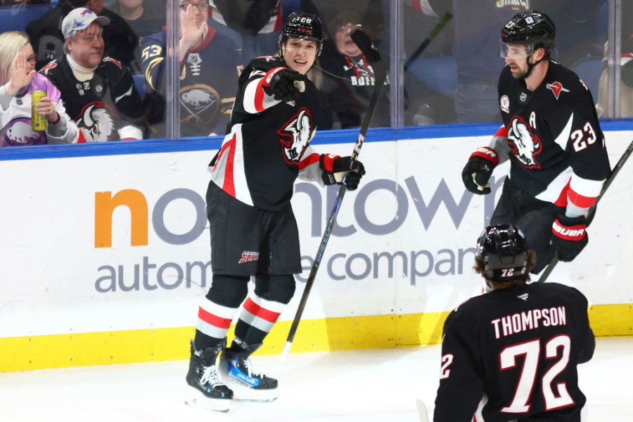 4 check: Sabres recognize Rayzor, find winning edge