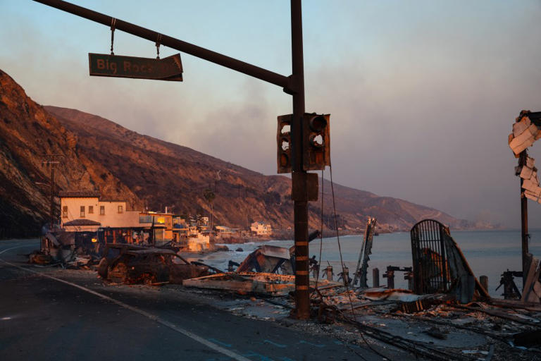 Pacific Coast Highway fully reopens following Palisades Fire