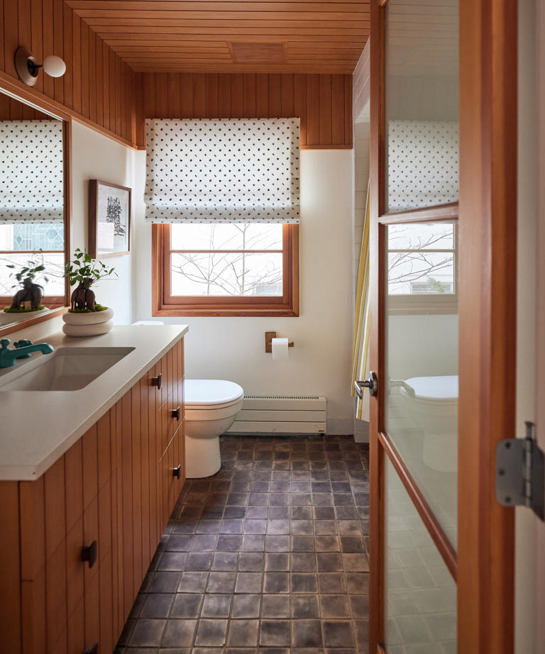 My small bathroom layout felt awkward and crowded – but this ...