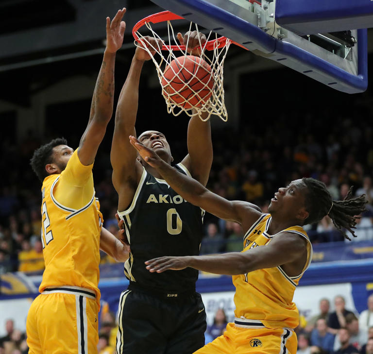 Akron men's basketball score, live updates vs Central Michigan