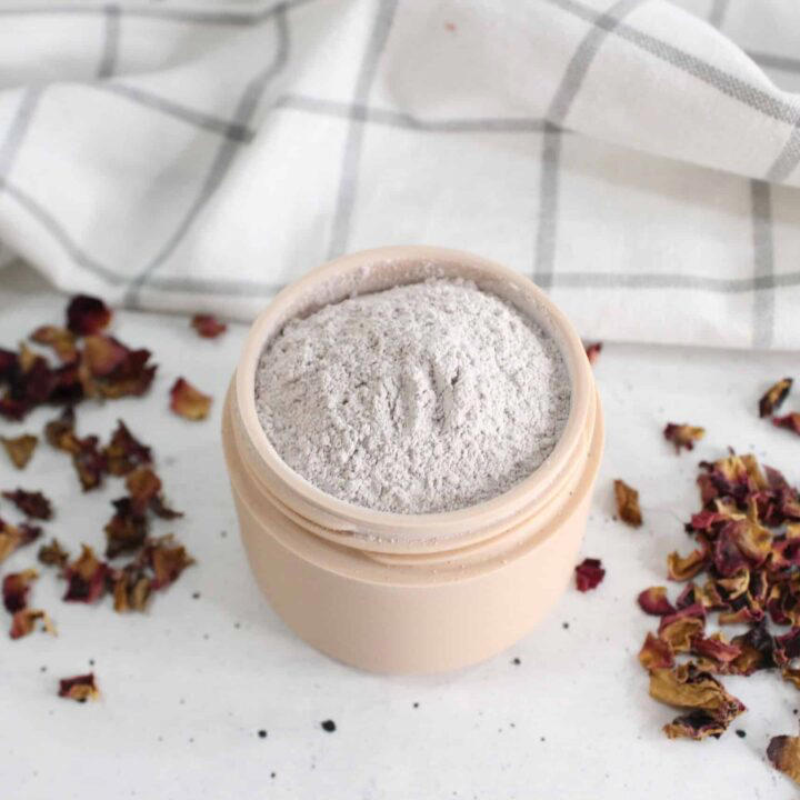 DIY Herbal Rose Baby Powder