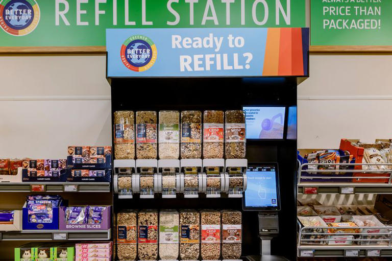 Supermarkets 'should offer more reuse-and-refill stations for foods ...