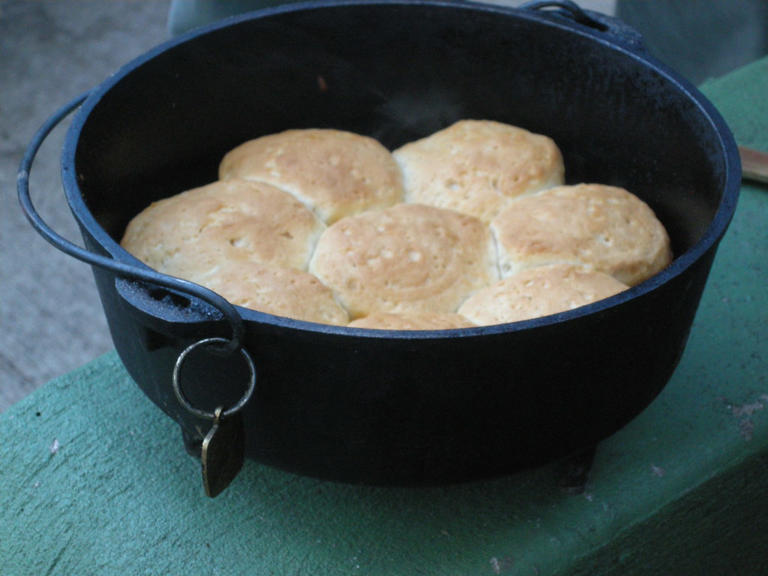 Campfire Dutch Oven Chicken Recipes: Delicious and Easy to Make