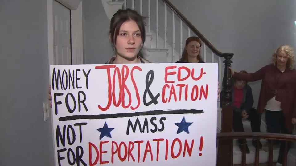 ‘Really scary': Haverhill teen planning protest against ICE in schools