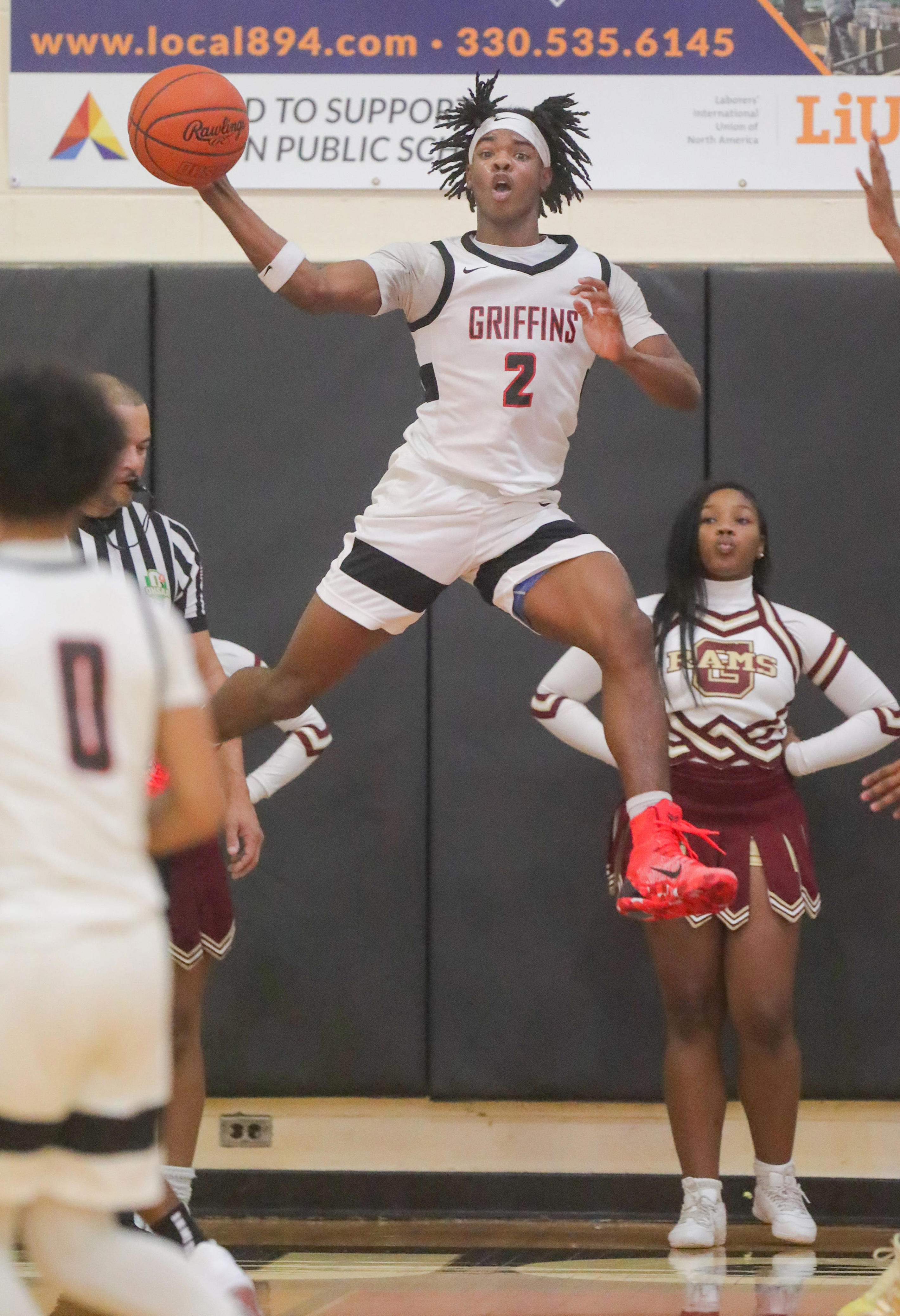 Buchtel advances in OHSAA boys basketball district tournament with ...