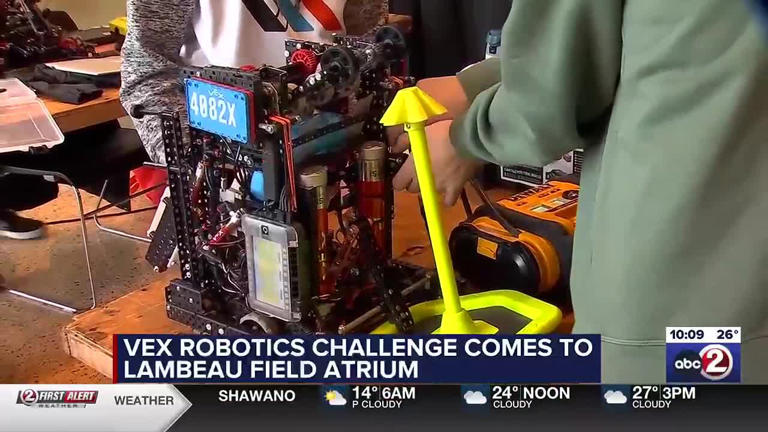 Vex Robotics Challenge comes to Lambeau Field atrium