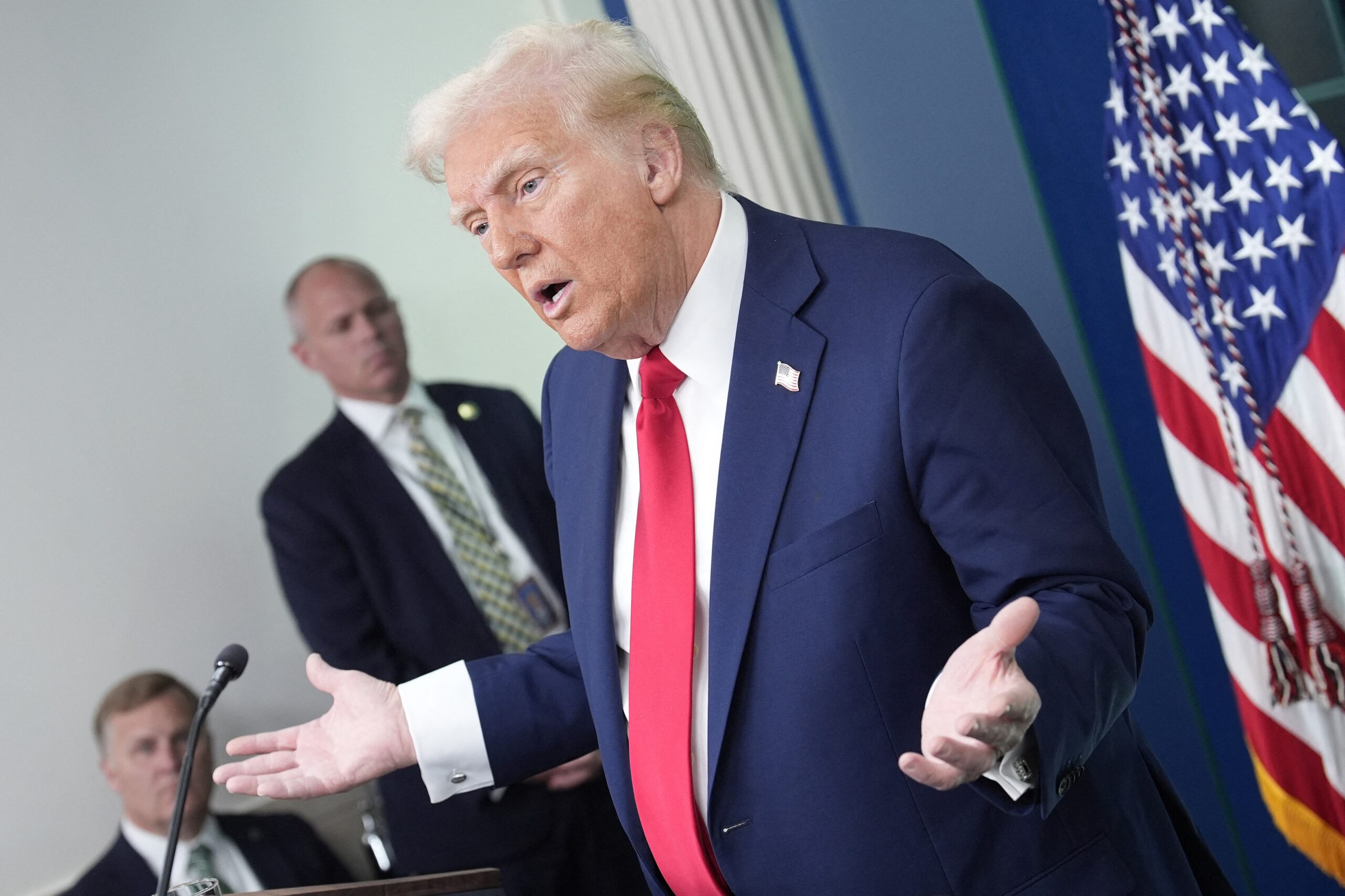 ‘Tears of Laughter’: UK Official Reacts to Trump’s Phone Calls