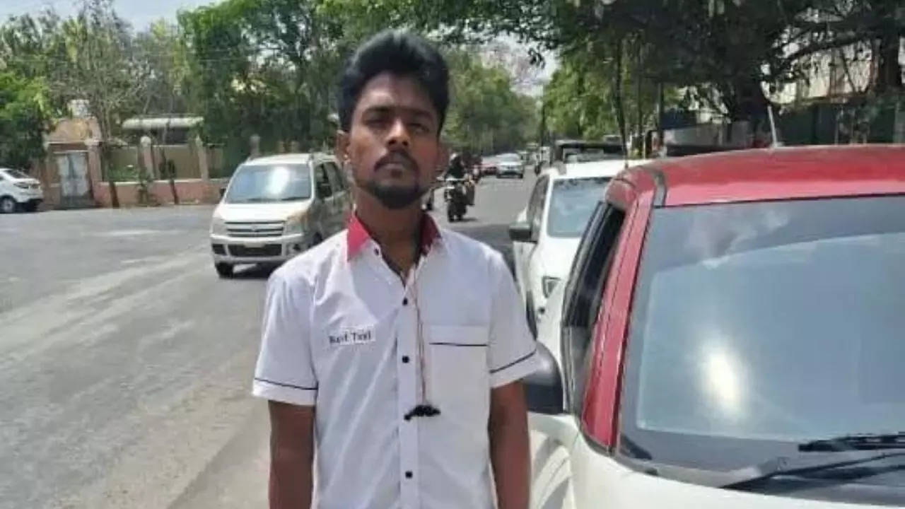 'Abducted, assaulted, killed': Tamil Nadu truck driver dies after being ...