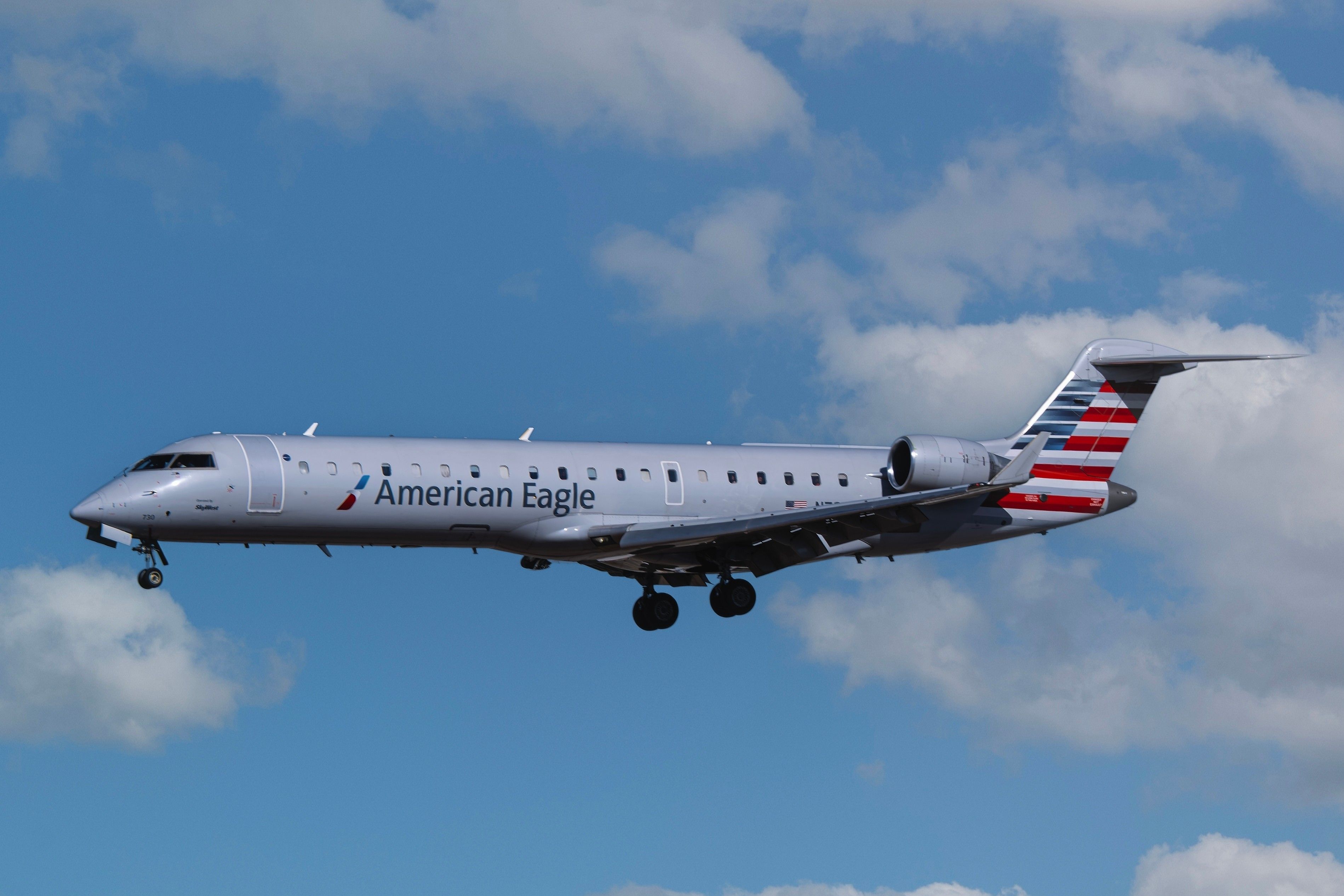 New Videos Of American Airlines Flight 5342 And Black Hawk Impact Over ...