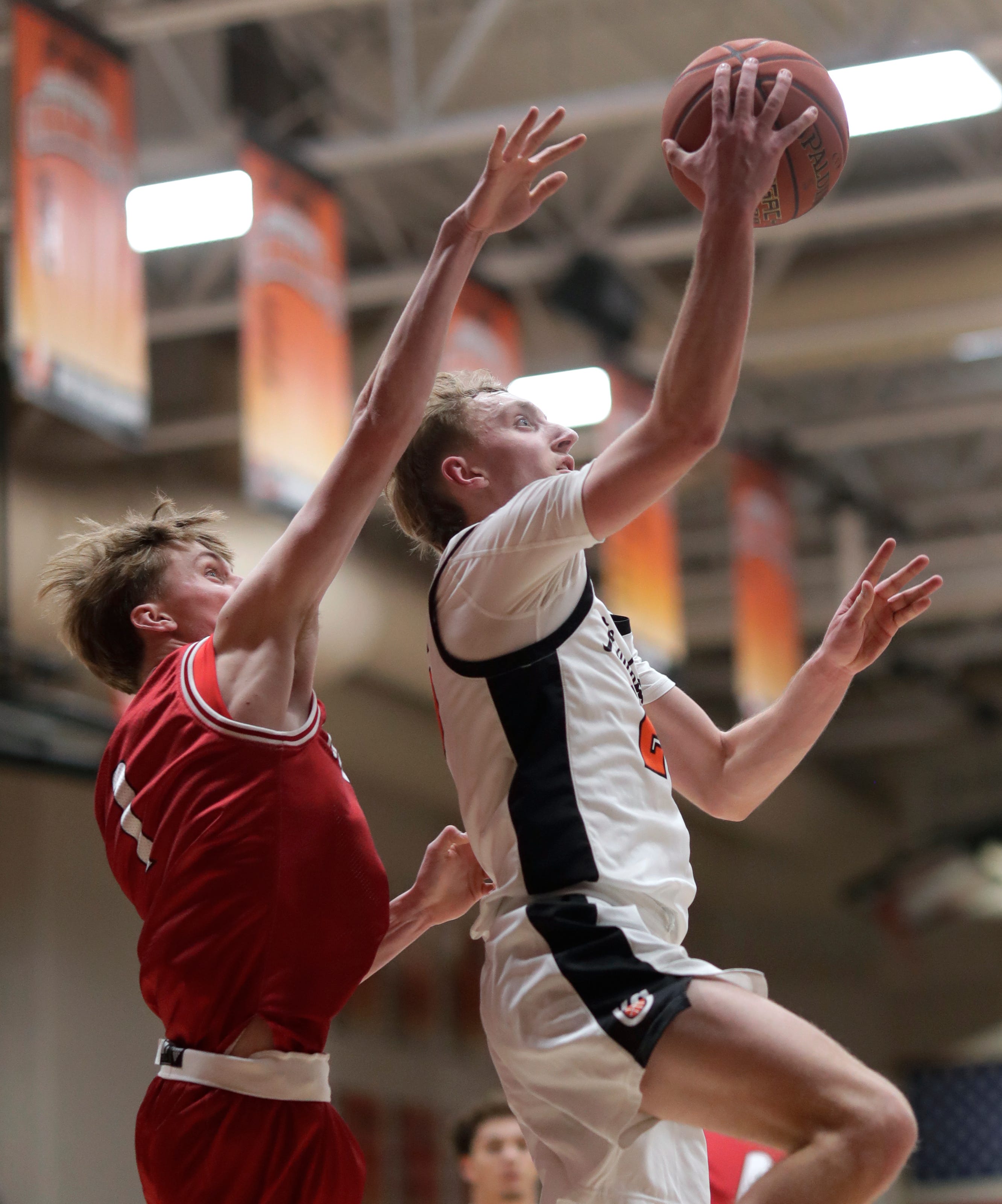 UWGB men's basketball coach Doug Gottlieb gets his third commitment ...