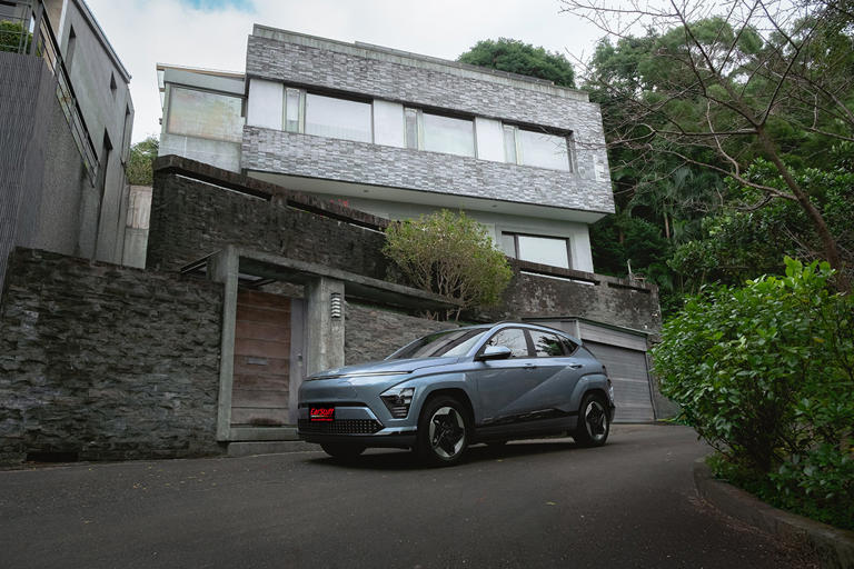 精緻生活大師，2025 Hyundai KONA Electric EV450-C