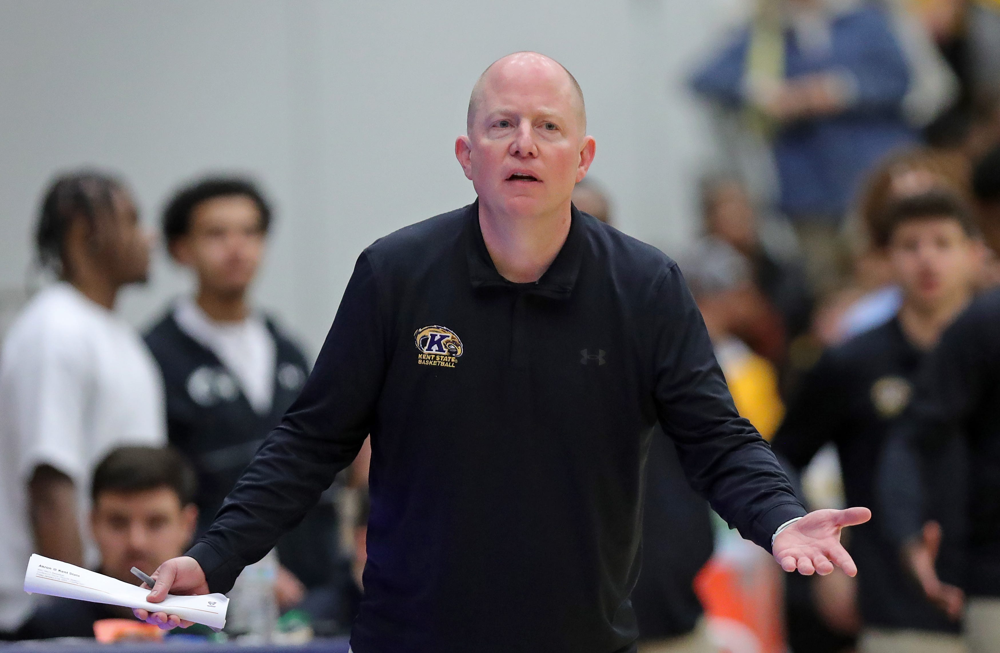 It's time for Akron Zips basketball vs Kent State. 5 things to know