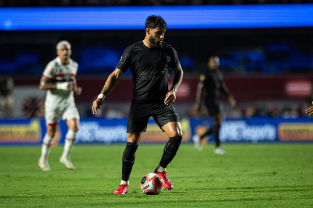 Confira as quatro opções para assistir ao duelo entre Corinthians e ...
