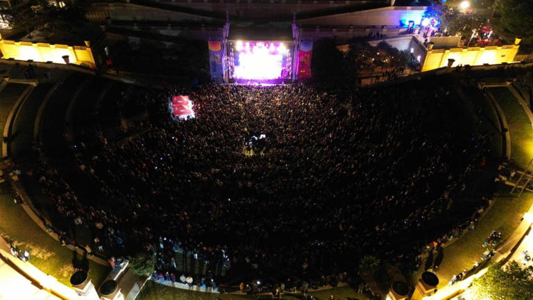 How to pause a streaming subscription