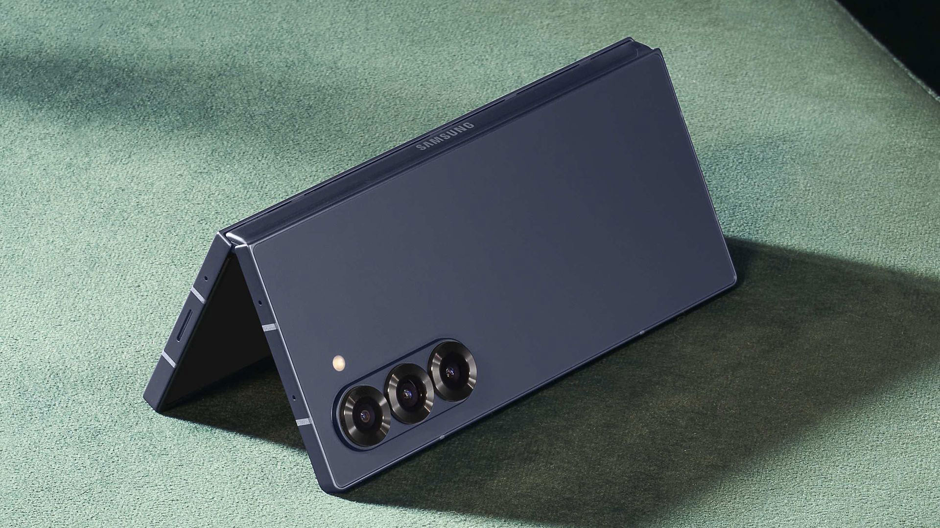 We just got another big hint that the Samsung Galaxy Z Fold 7 is on the way We just got another big hint that the Samsung Galaxy Z Fold 7 is on the way