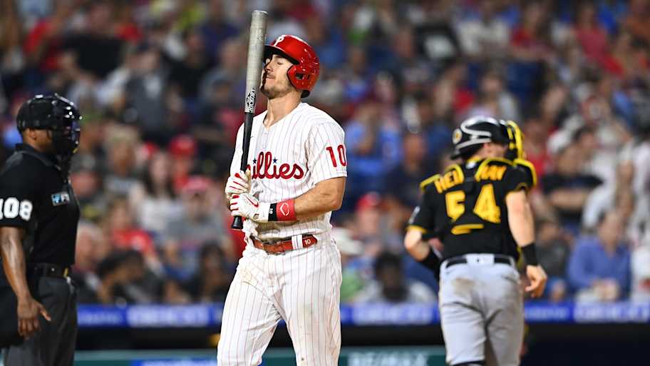 What Should Philadelphia Phillies Do With Their Star Catcher Next ...
