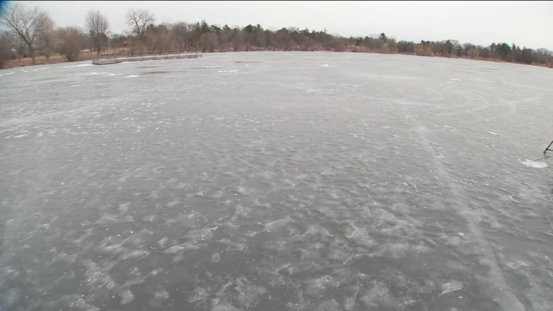 Tips on ice safety for fishing on frozen lakes
