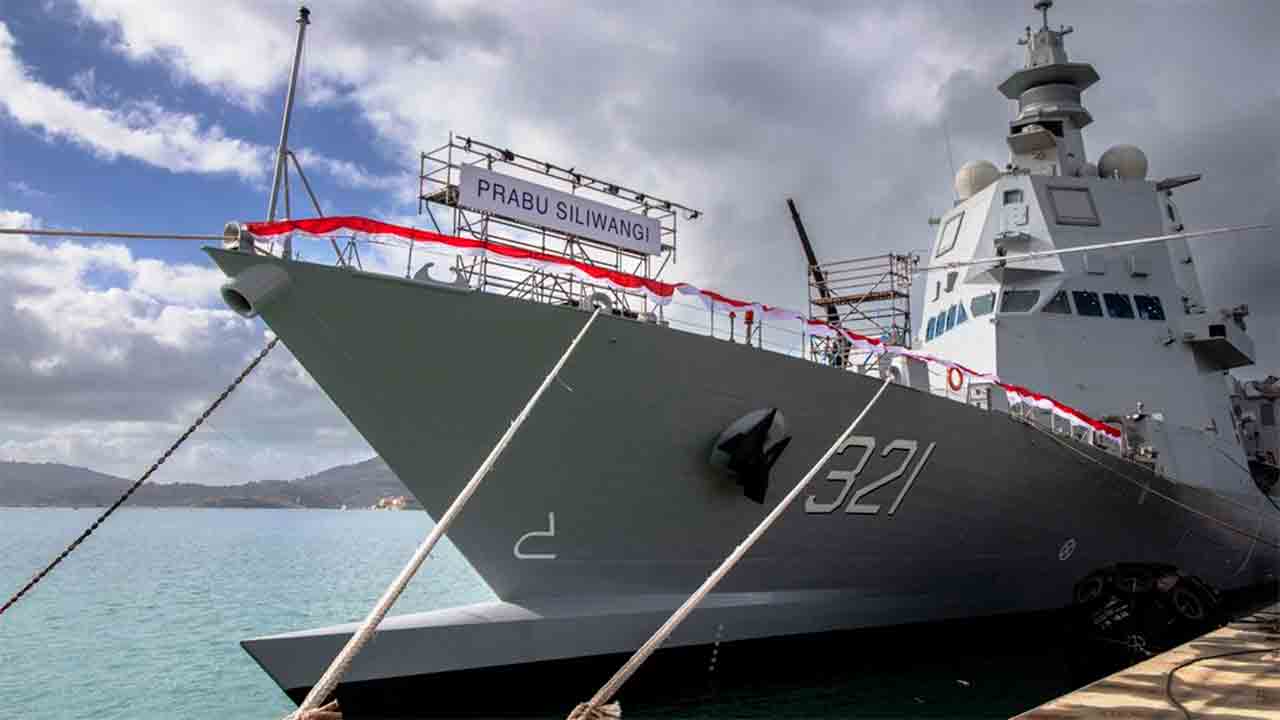 Indonésia compra navios de guerra italianos por 1,18 Bilhão de euros