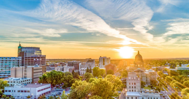 10 Low-Tax States People Are Still Moving to in Droves in 2025 10 Low-Tax States People Are Still Moving to in Droves in 2025
