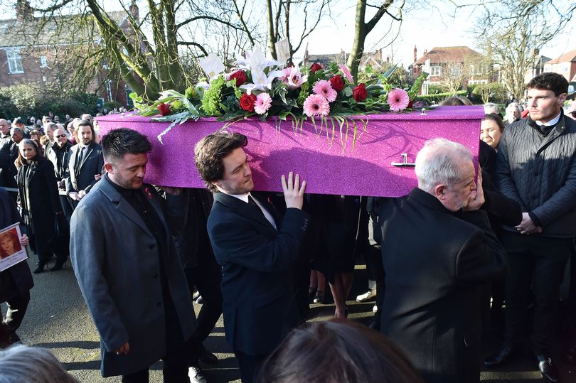 Linda Nolan's funeral sees large crowds and moving tributes as stars ...