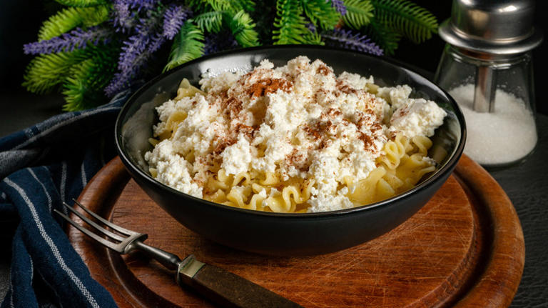 Lighten Up Creamy Pasta Sauce With One Heavy Cream Substitute