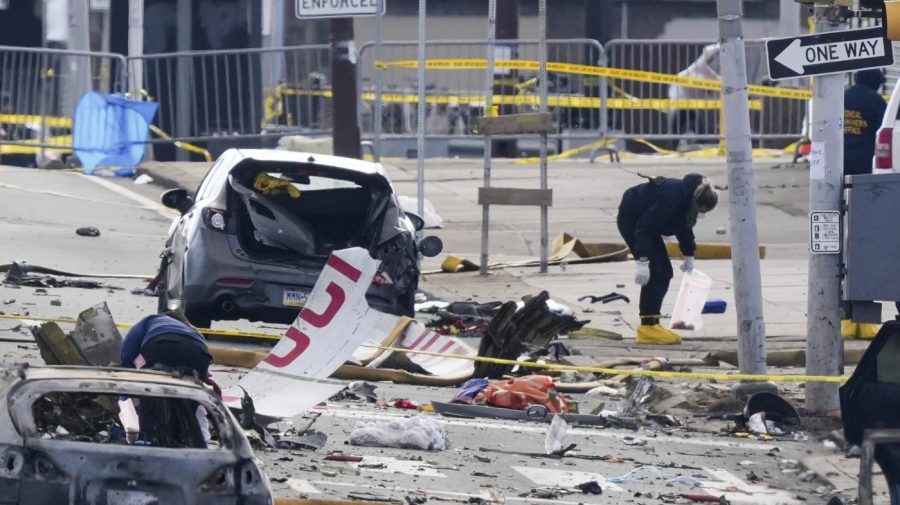 Sheinbaum offers condolences after 6 Mexican nationals killed in ...