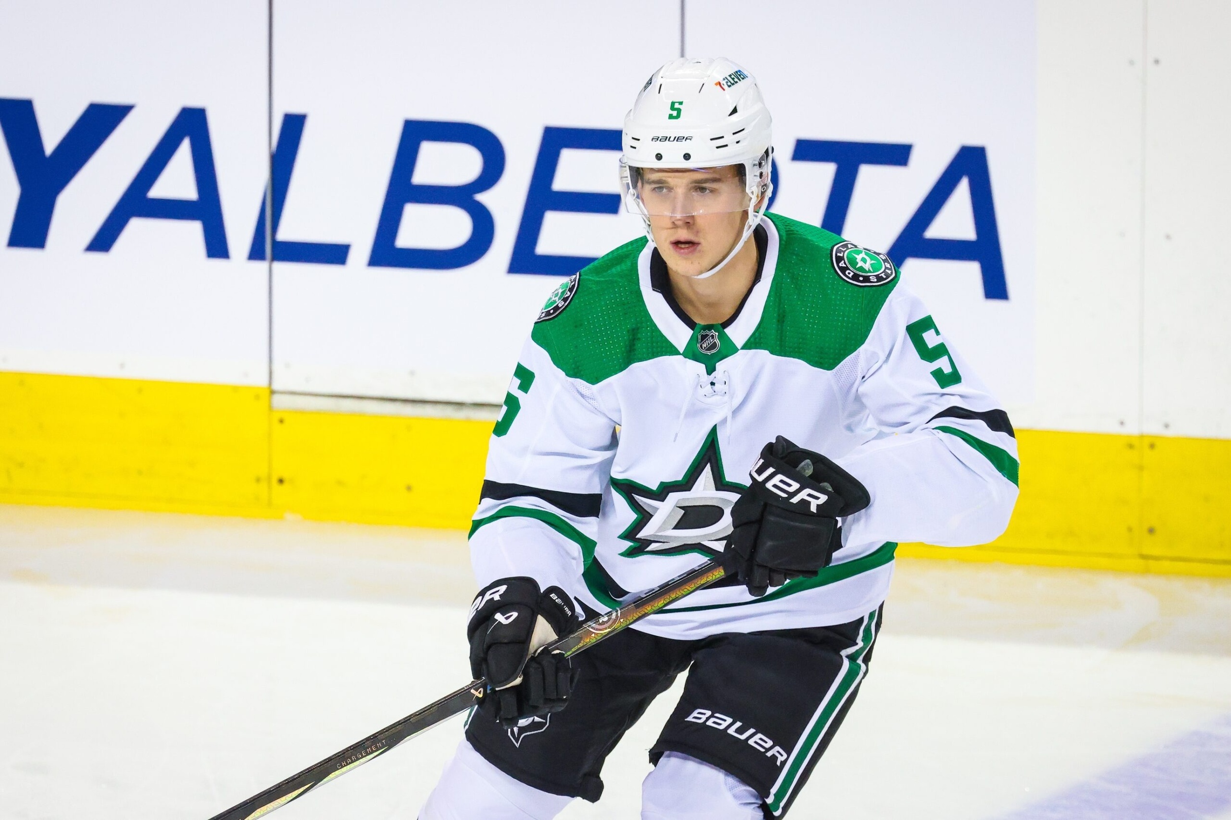 Stars’ Nils Lundkvist out for remainder of 2024-25; Tyler Seguin placed ...