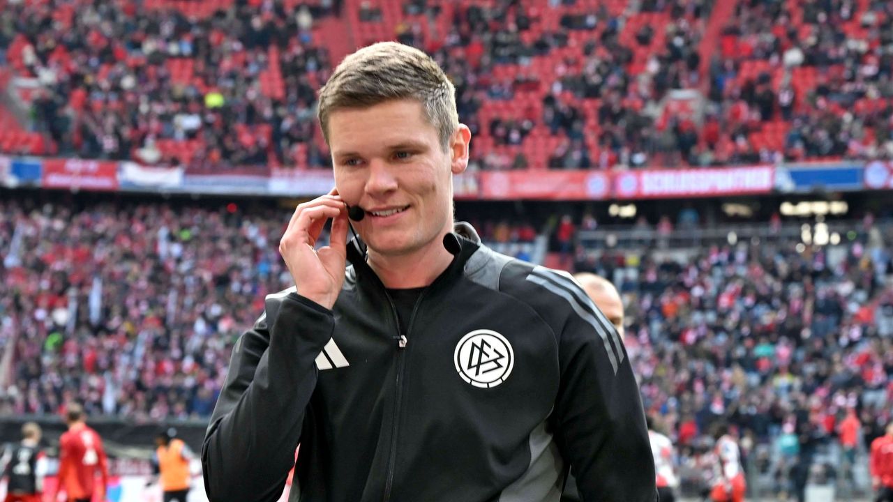 FC Bayern: Fan-Protest gegen VAR-Experiment