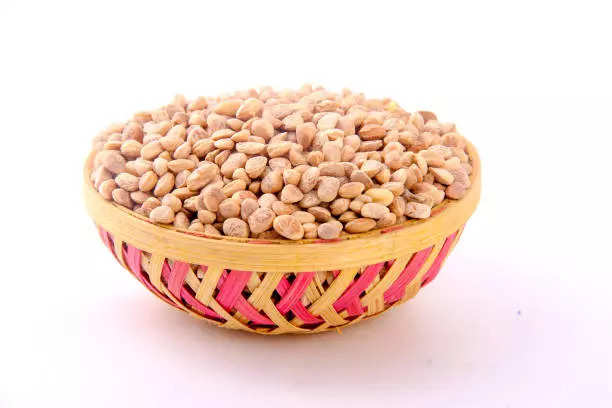 How to use Chironji to remove blemishes from the skin