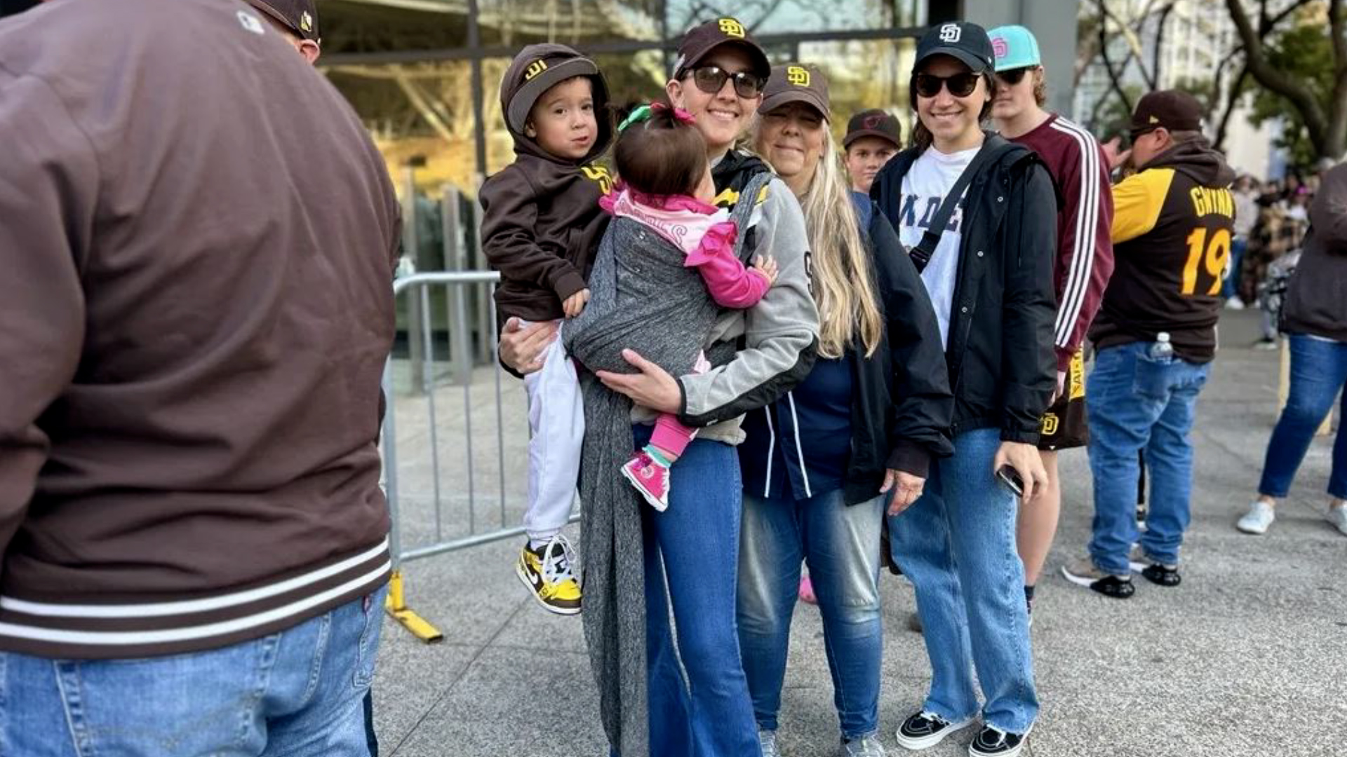 Padres FanFest 2025 opens Petco Park to experience the field of dreams
