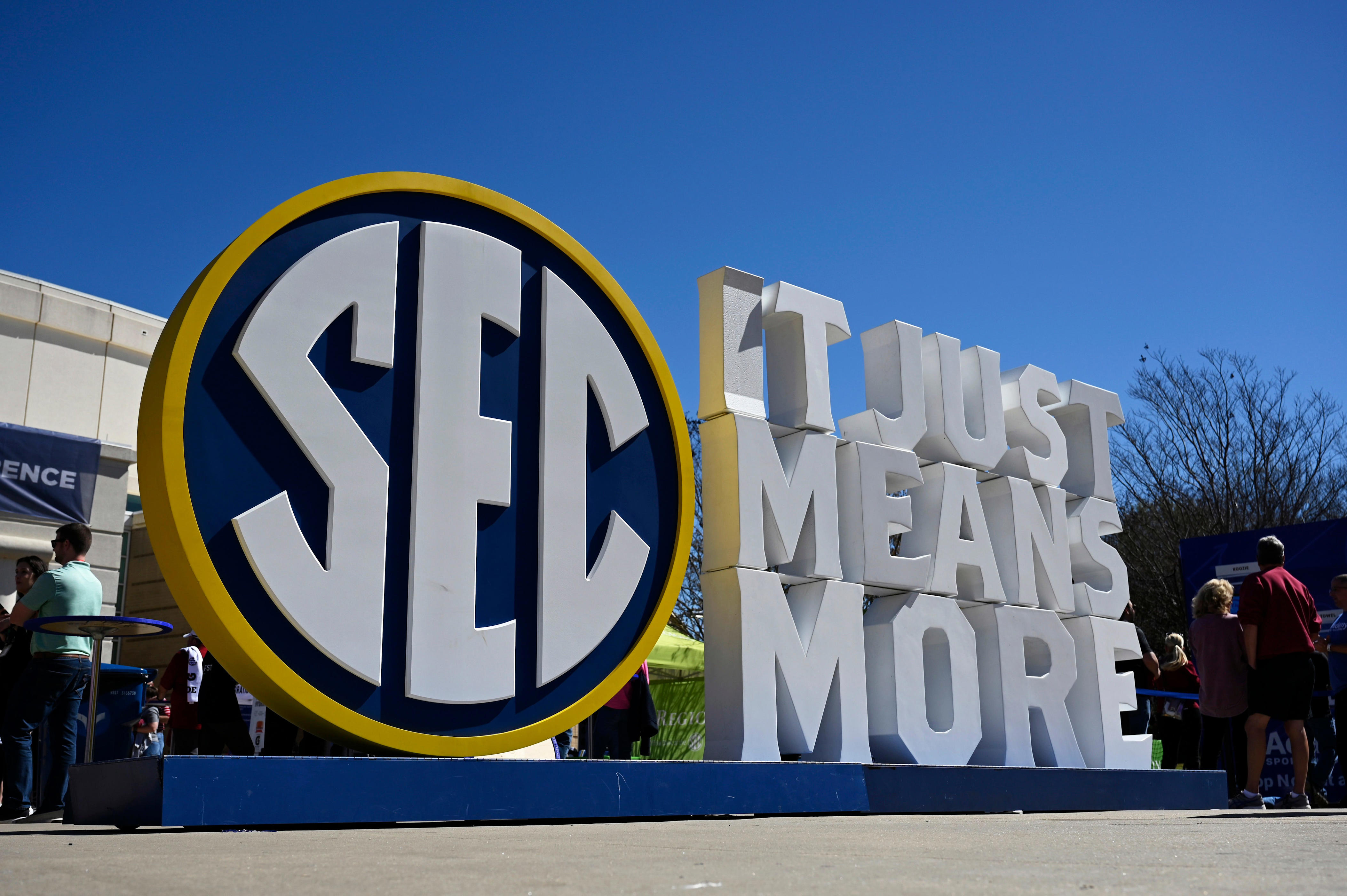 SEC football transfer portal class rankings