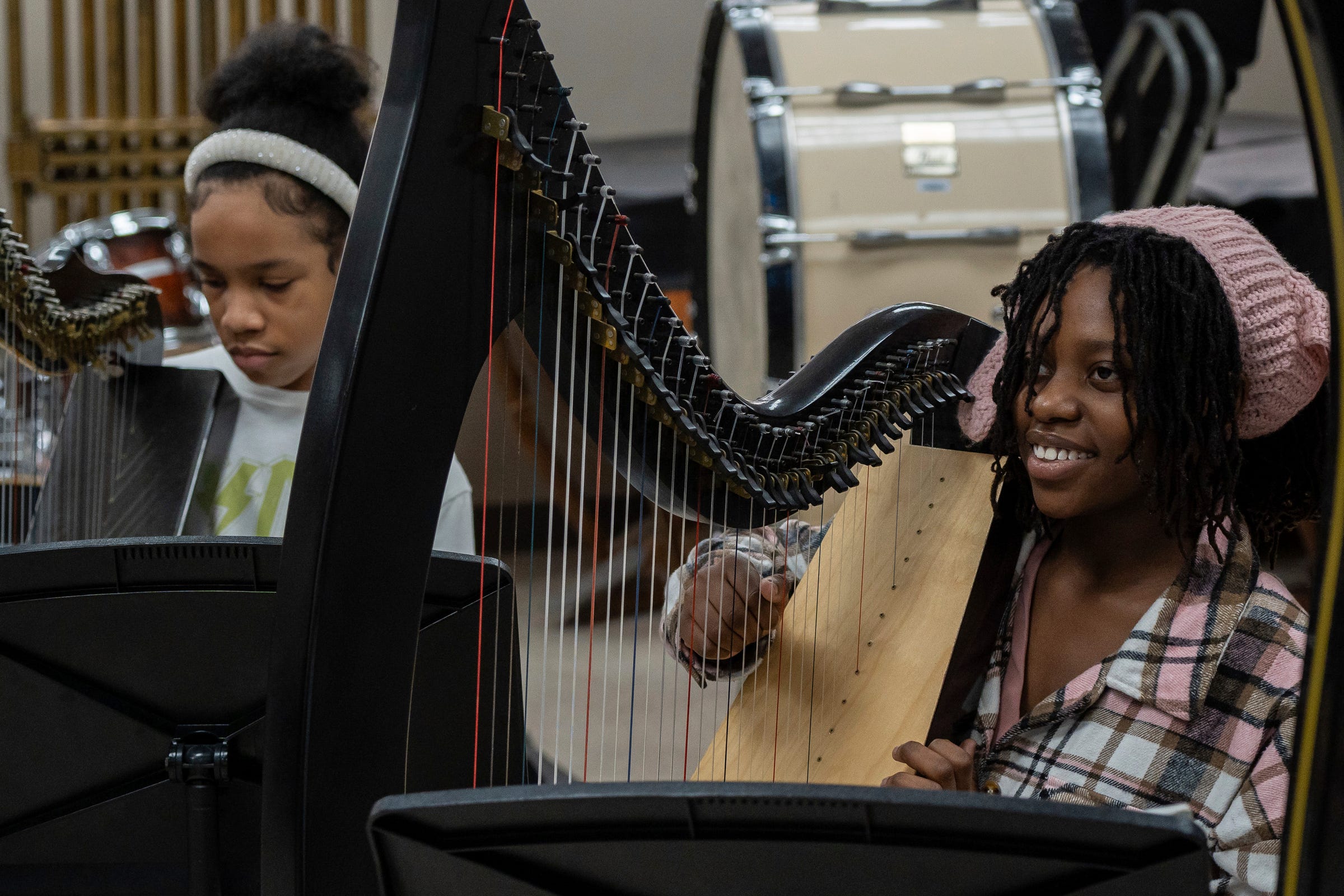 Detroit's next harpists are learning the basics — and getting free ...