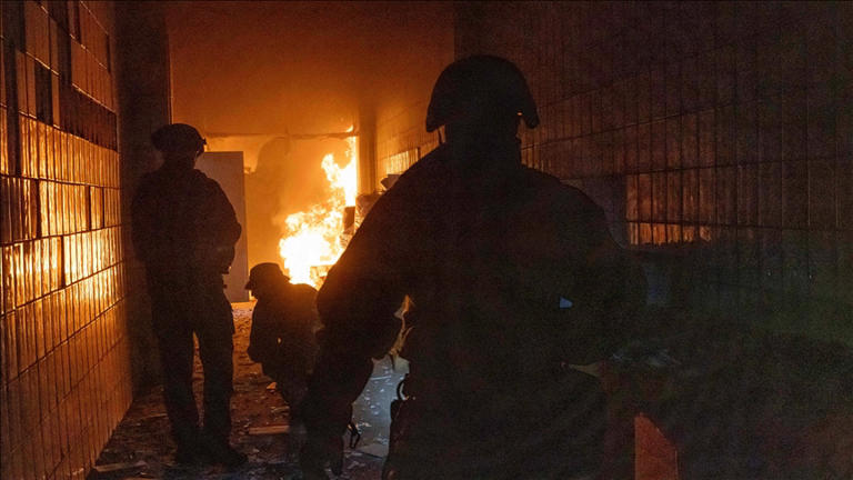Ukrayna: Rus ordusu, Kursk bölgesindeki bir yatılı okula hava saldırısı ... Ukrayna: Rus ordusu, Kursk bölgesindeki bir yatılı okula hava saldırısı ...