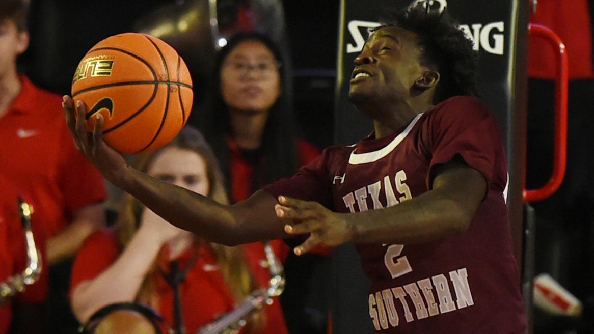 Kavion McClain sparks Texas Southern past Prairie View A&M for 7th win ...