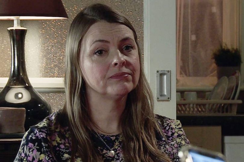 Coronation Street fans 'work out' who Tracy kills in murder twist and ...