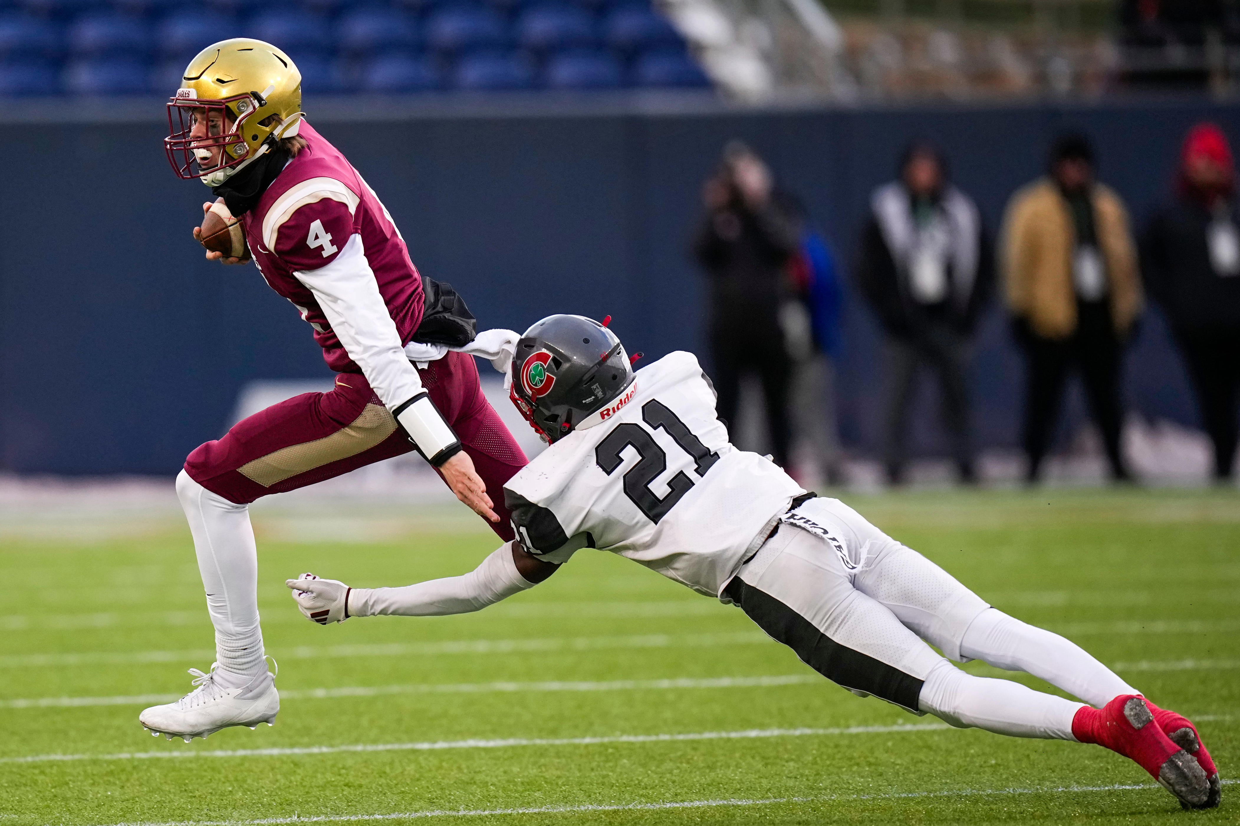 OHSAA football scores, Toledo Central Catholic vs. Watterson High ...