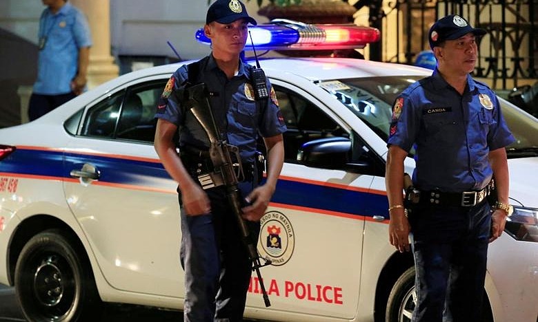 Philippines arrests 100 suspects in online scam farm raid