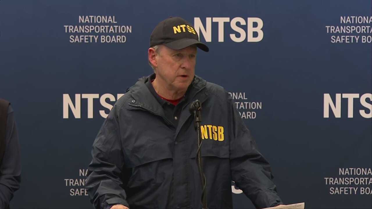 NTSB gives update on Philadelphia plane crash