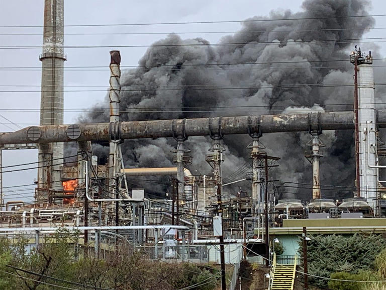 Martinez refinery fire injures 6; health alerts remain in effect for ...