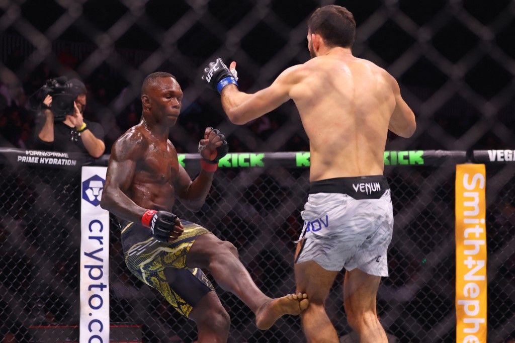 Rekap Hasil UFC Saudi Arabia - Kiamat Israel Adesanya Tuju Jalan Juara ...