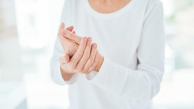 Are Your Hands Always Cold? What It Means and How To Warm Them up Fast